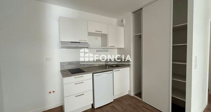Bollé-Sainte Croix-Mutuelles, Le Mans - Appartement 2 pièces à louer