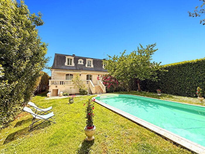 Maison 8 pièces à Le Plessis-Trévise, François Mansard, à vendre