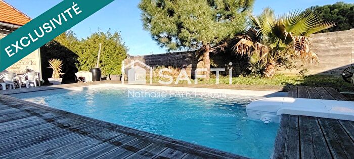 Maison à vendre - Châtellerault, Centre-ville - 6 pièces - 4 chambres