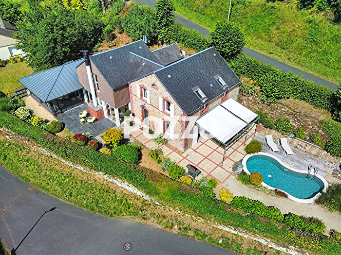 Maison 6 pièces à Vire, Centre-ville, Gare, à vendre
