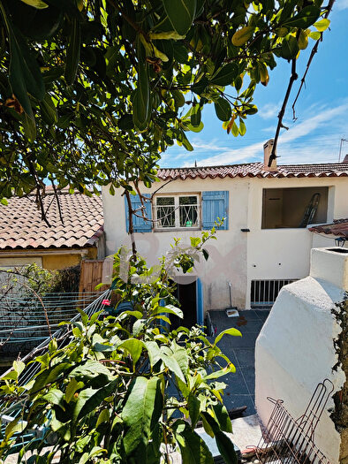 Maison à vendre - Toulon, Saint-Jean du Var - 4 pièces - 3 chambres