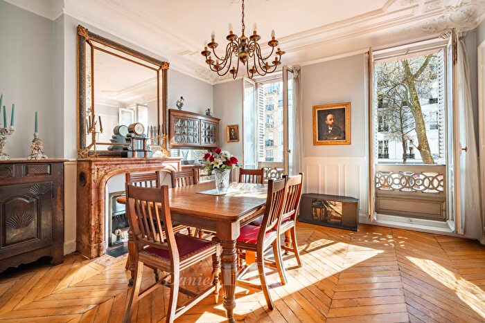 Appartement 5 pièces à Paris 6ème, Notre Dame des Champs, à vendre