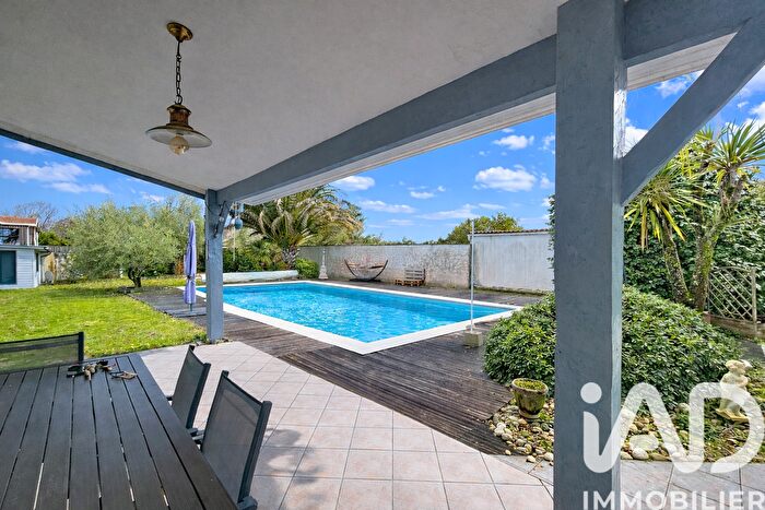 Maison à vendre - La Teste-de-Buch, Les Chênes Verts, Bordes, Clair-Bois, Pinède de Conteau - 6 pièces - 2 chambres