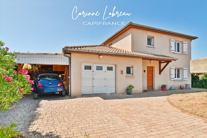 Maison 5 pièces à Charnay-lès-Mâcon, à vendre