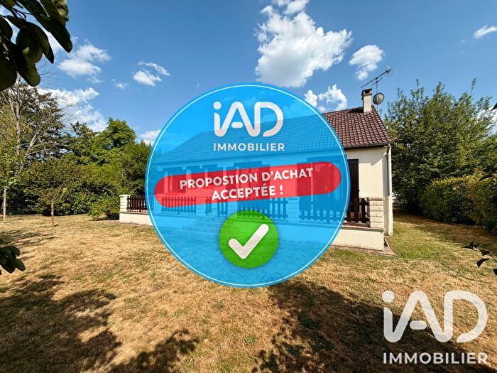 Meung-sur-Loire : Maison 4 pièces à vendre