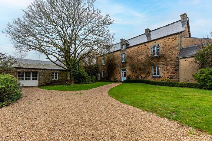 Maison à vendre - Saint-Jacut-les-Pins - 6 pièces - 5 chambres