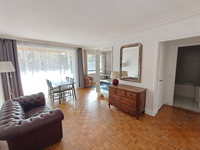 Appartement à louer - Val dOr, Saint-Cloud - 2 pièces - 1 chambre