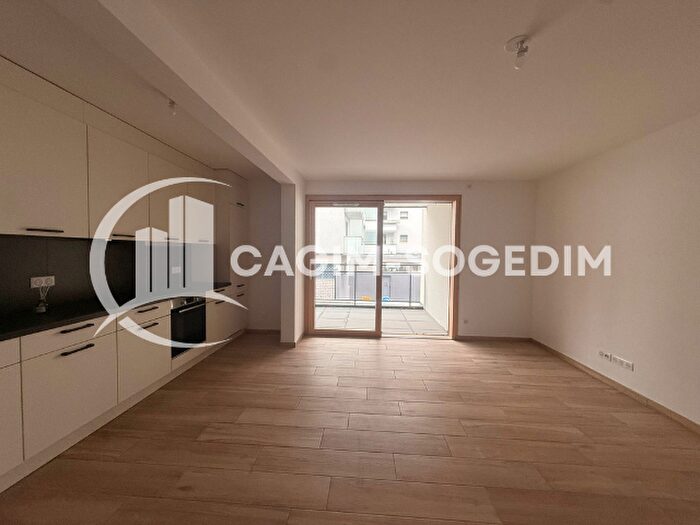 Appartement à vendre - Saint-Louis, Centre-ville - 3 pièces - 2 chambres