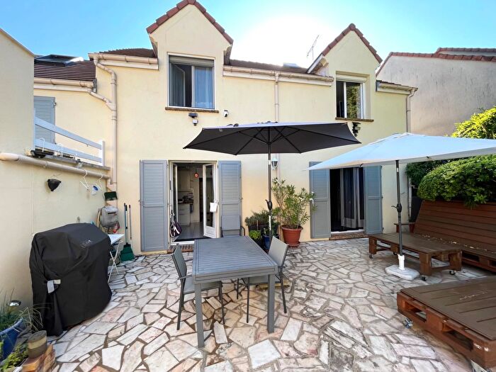 Maison à vendre - Torcy, Torcy - 7 pièces - 4 chambres