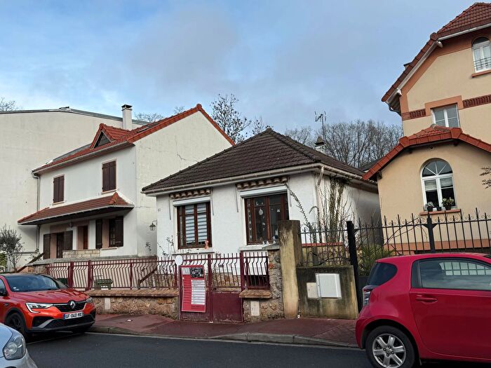 Maison à vendre - Clamart, Jardin Parisien - 3 pièces - 3 chambres
