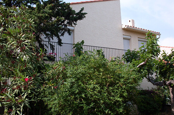 Maison à louer - Perpignan, Las Cobas - 6 pièces - 4 chambres
