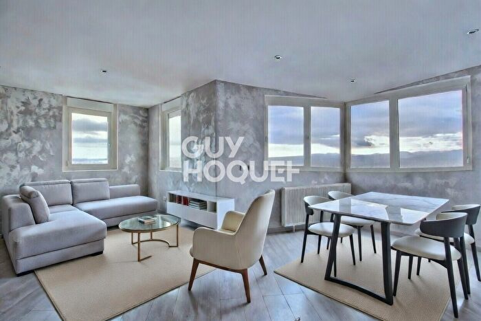 Appartement à vendre - Lyon e , La Duchère - 2 pièces - 1 chambre