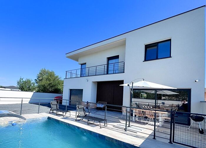 Maison à vendre - Le Fauga - 6 pièces - 5 chambres