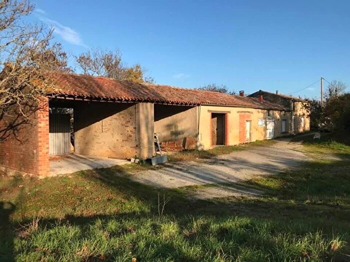 Maison 4 pièces à vendre à Salles-sur-lHers