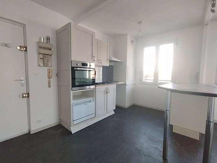 Appartement à louer - Centre Ville-Petit Margny, Compiègne - 1 pièce