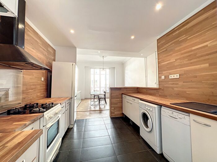 Appartement à louer - Nice, Promenade des Anglais, Rue de France - 6 pièces - 4 chambres