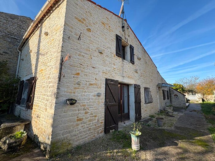 Maison à vendre - Saint-Crépin - 3 pièces - 2 chambres