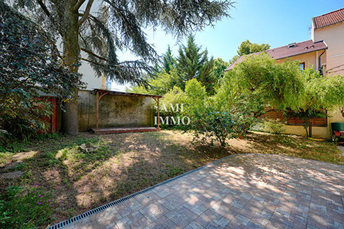 Maison à vendre - Châtillon, Centre-ville, Sarments - 6 pièces - 4 chambres