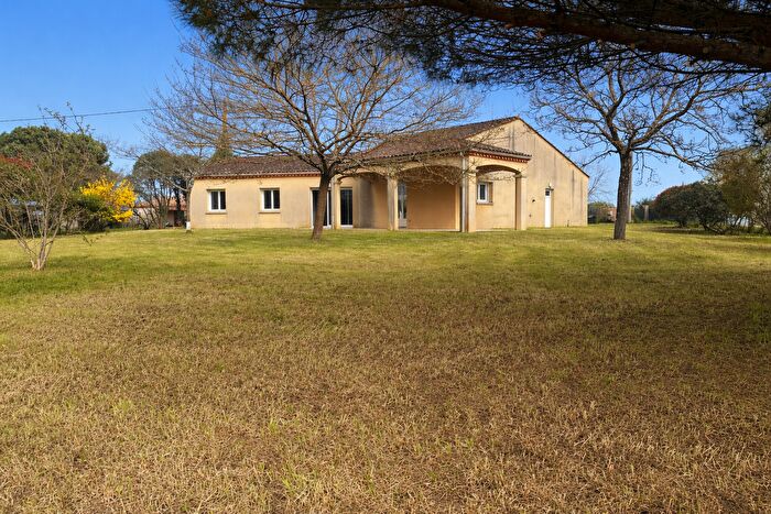 Maison à vendre - Sainte-Bazeille - 4 pièces - 3 chambres