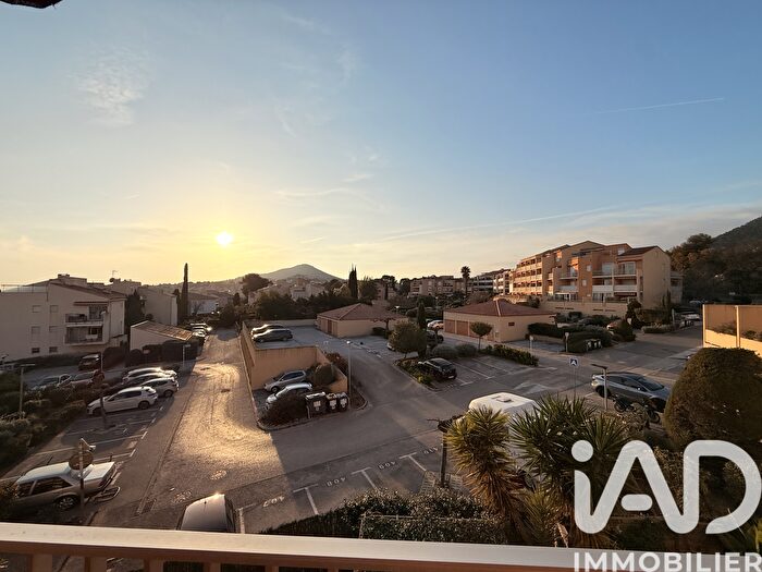 Appartement à vendre - Carqueiranne - 2 pièces - 1 chambre