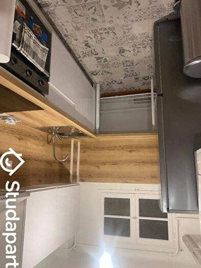 Appartement à louer - Pau Sud - 1 pièce - 4 chambres