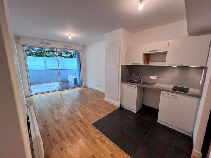 Appartement à louer - Quartiers Nord-Ouest, Saint-Martin - 2 pièces - 1 chambre