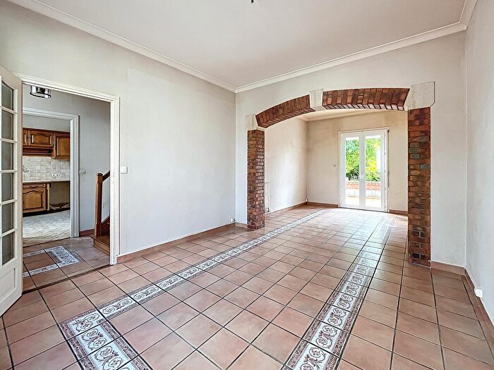 Maison à vendre - Les Noës-près-Troyes - 6 pièces - 4 chambres