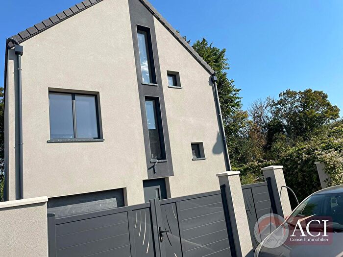 Saint-Brice-sous-Forêt, Centre-ville, Clos - Maison 3 pièces à vendre