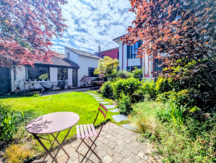 Maison 8 pièces à Fontenay-aux-Roses, Centre-ville, Parc, à vendre