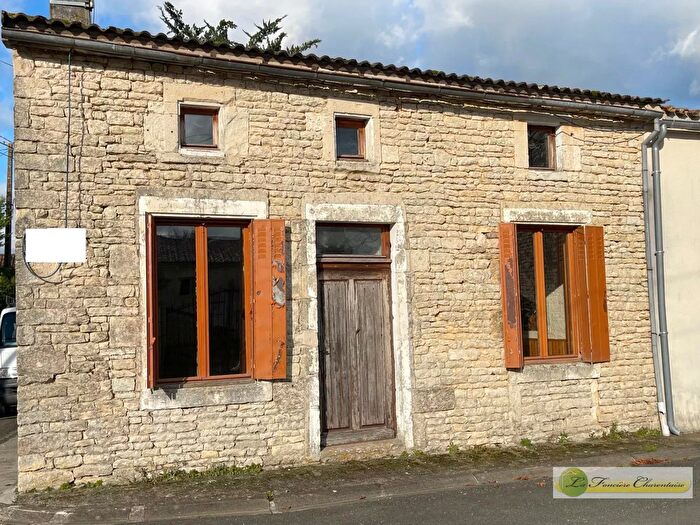 Maison à vendre - Longré - 4 pièces