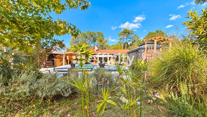 Maison 8 pièces à vendre - Cissac-Médoc