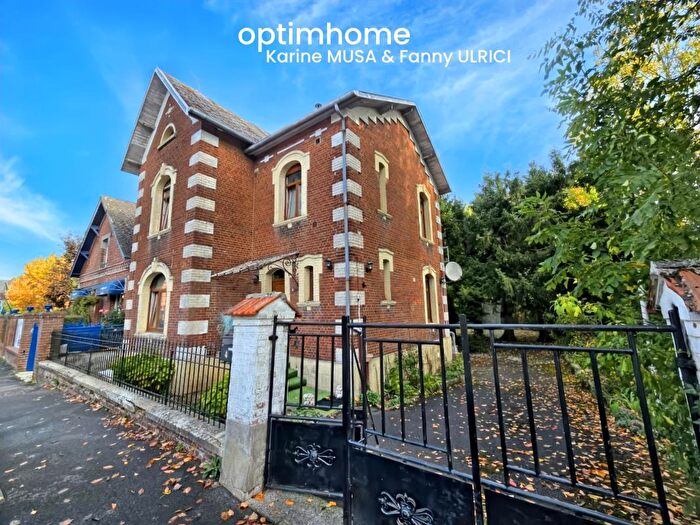 Maison 6 pièces à Hirson, à vendre