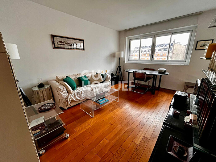 Appartement à vendre - Vanves, Centre Saint-Rémy - 3 pièces - 2 chambres