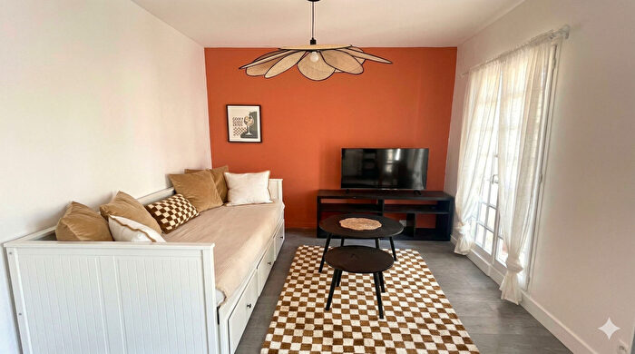 Appartement à louer - Bergerac, Clairat, LAlba, Les Costes - 1 pièce - 1 chambre