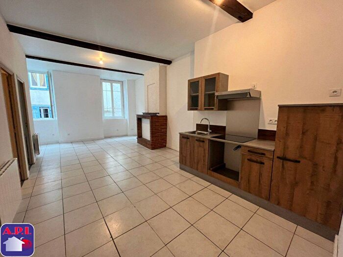 Tarascon-sur-Ariège : Appartement 3 pièces à louer