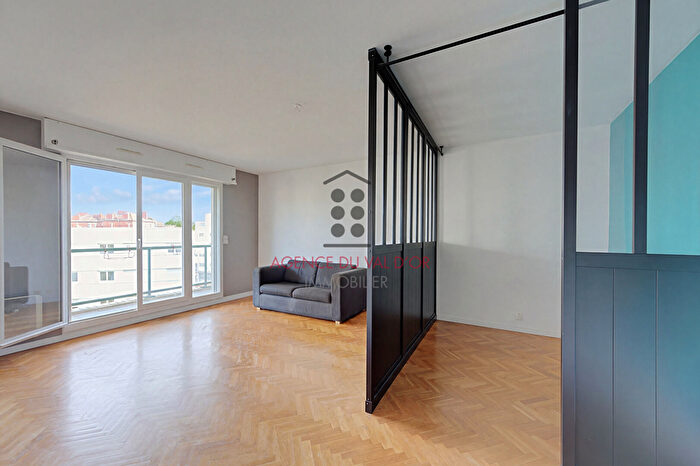 Appartement à vendre - Saint-Cloud, Fouilleuse, Val dOr - 2 pièces - 1 chambre