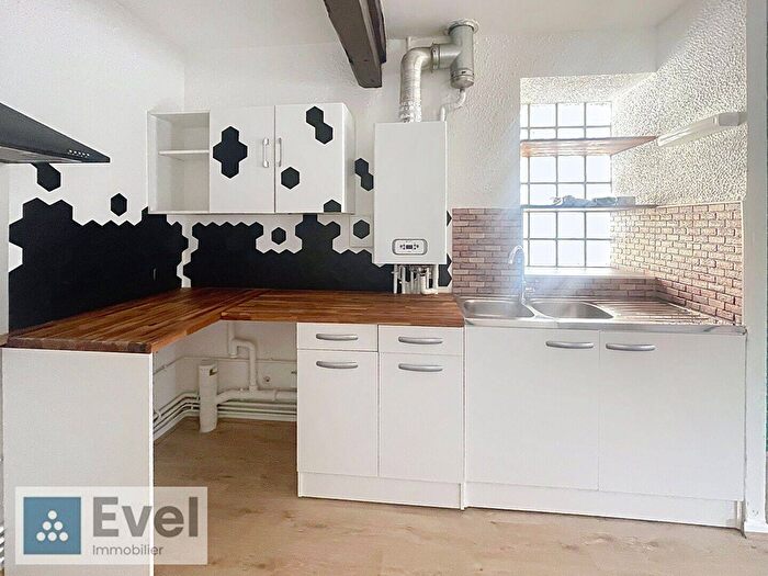 Maisons à vendre et appartements à louer - 3
