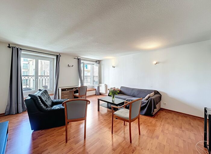 Appartement à vendre - Grenoble, Notre-Dame, Mutualité - 2 pièces - 1 chambre