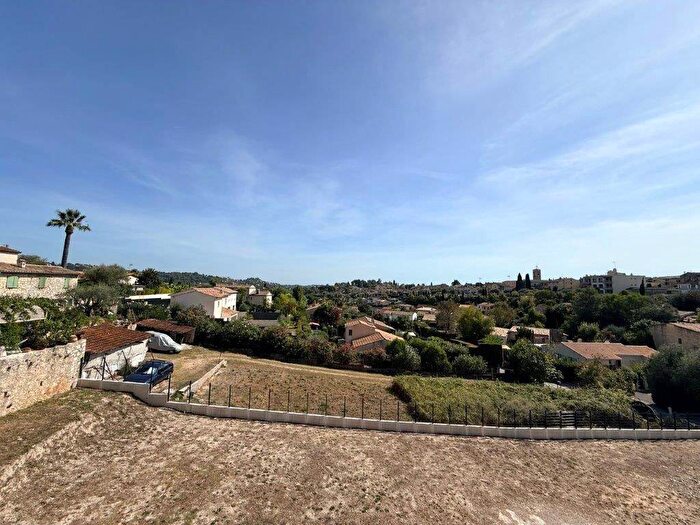 Quartiers Est les Salettes-Les Campons, La Colle-sur-Loup - Appartement 4 pièces à louer