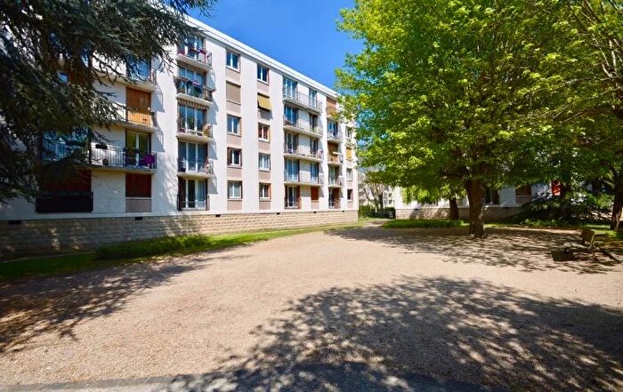 Appartement 3 pièces à Le Plessis-Trévise, François Mansard, à vendre