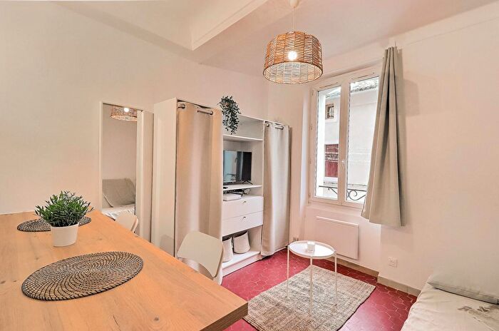 Appartement à louer - Lambesc - 1 pièce