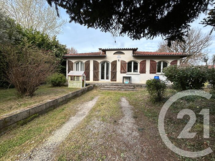 Maison à vendre - Villaudric - 4 pièces - 3 chambres