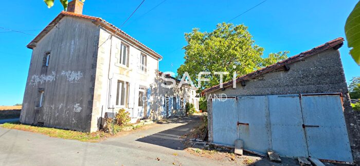Maison 6 pièces à Courlay, à vendre