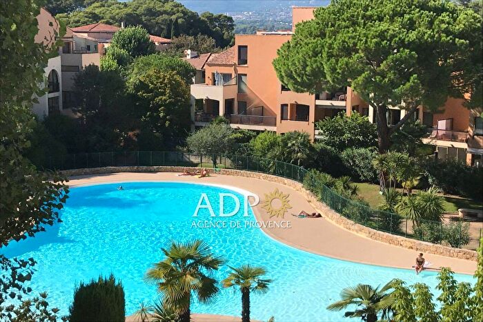 Appartement à louer - Mougins - 2 pièces - 1 chambre