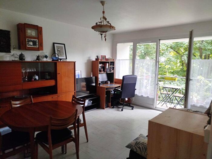 Appartement à vendre - Villeneuve-le-Roi, Bord de lEau - 3 pièces - 2 chambres