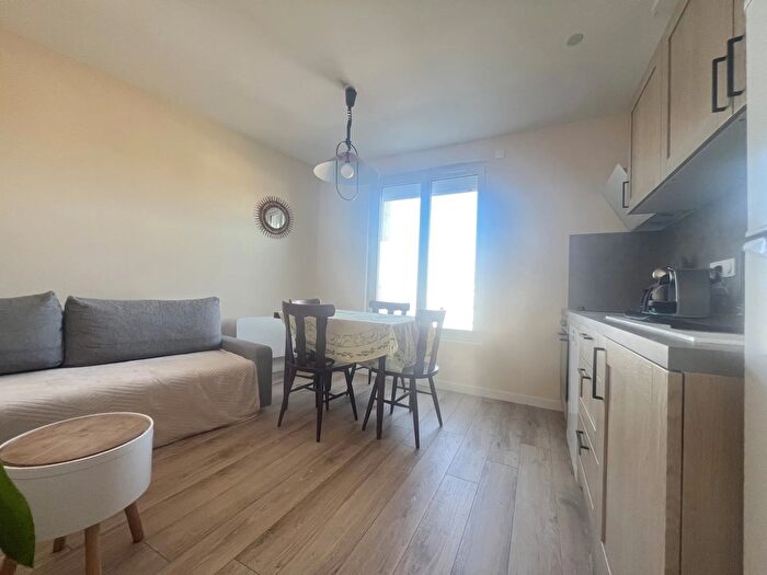 Lhommaizé : Maison 3 pièces à louer