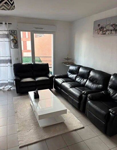 Appartement à louer - Chanteloup-les-Vignes - 4 pièces - 3 chambres