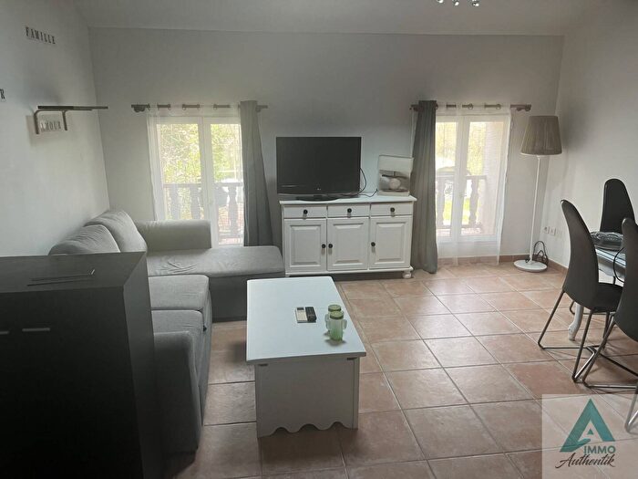 Appartement à louer - Rousset - 3 pièces - 2 chambres