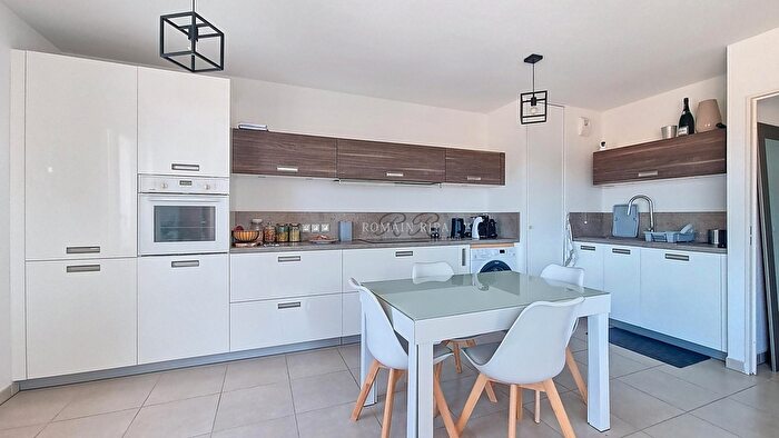 Appartement à vendre - Le Muy - 3 pièces - 2 chambres