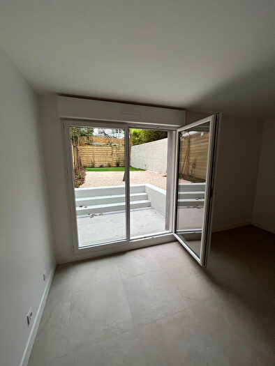 Suresnes, Carnot, Gambetta : Maison 3 pièces à louer